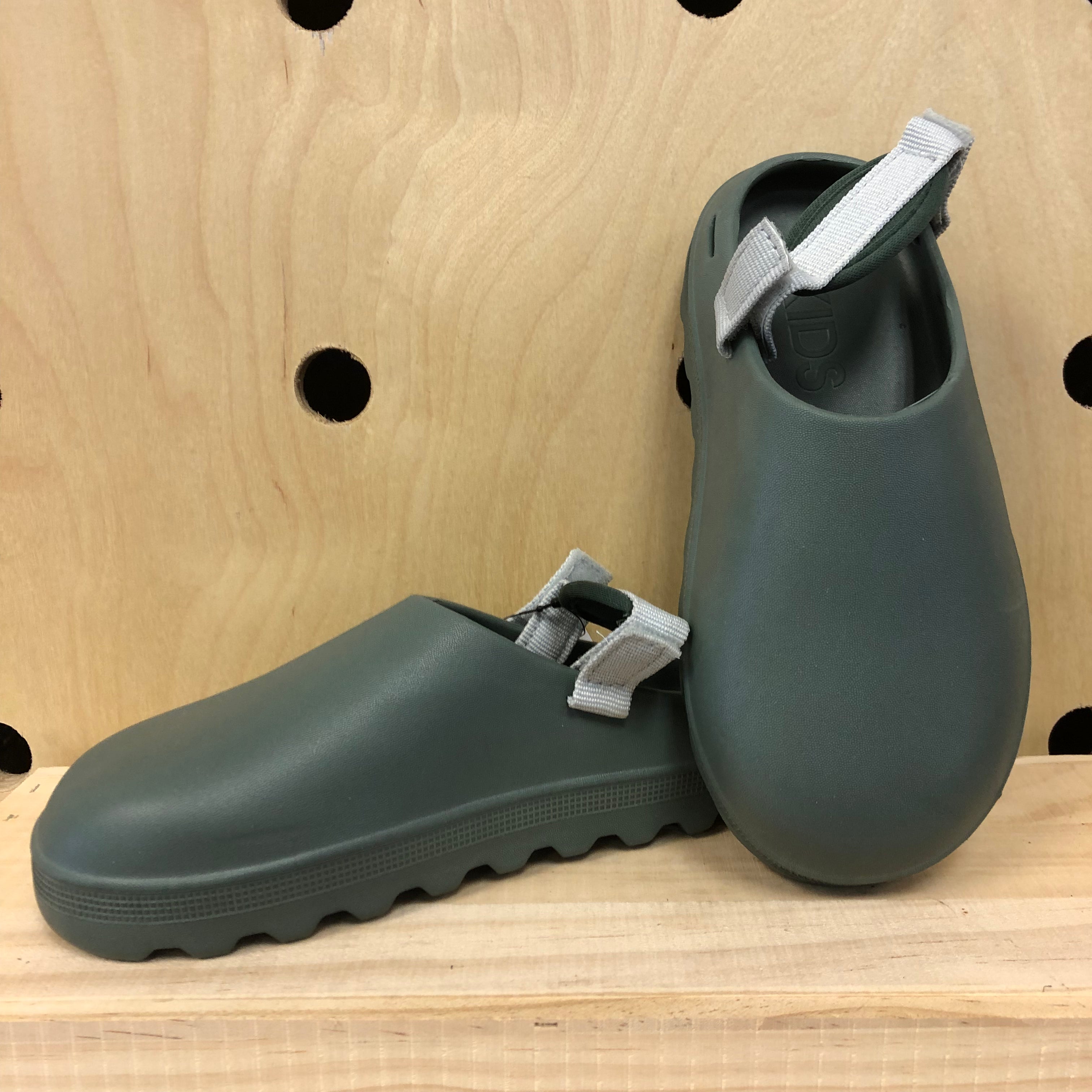 Teal Cloud CLogs NEW! – Little Bird