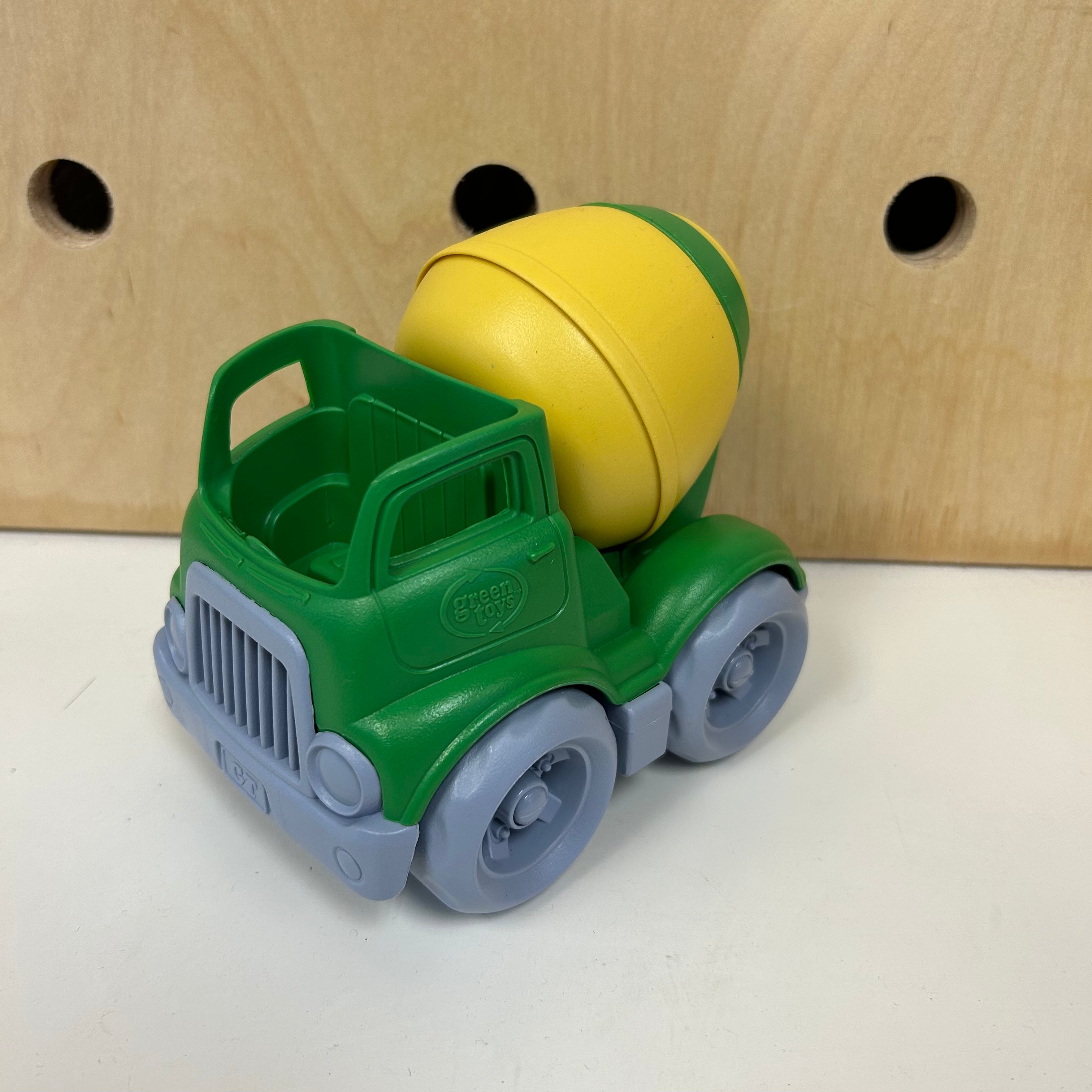 Cement Mixer Truck – Little Bird